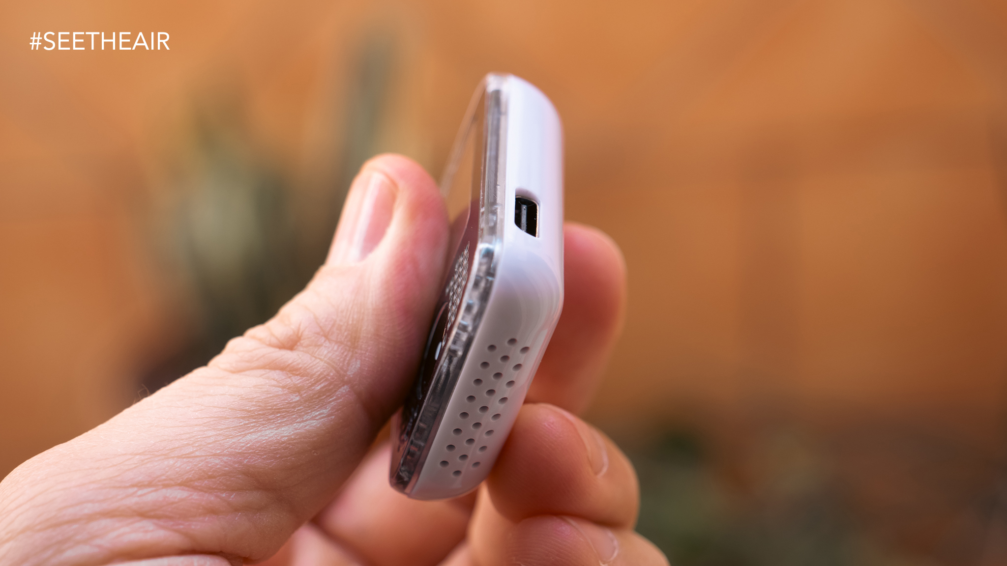 AirSpot Review: The Wearable CO2 Monitor That Delivers Real-Time ...